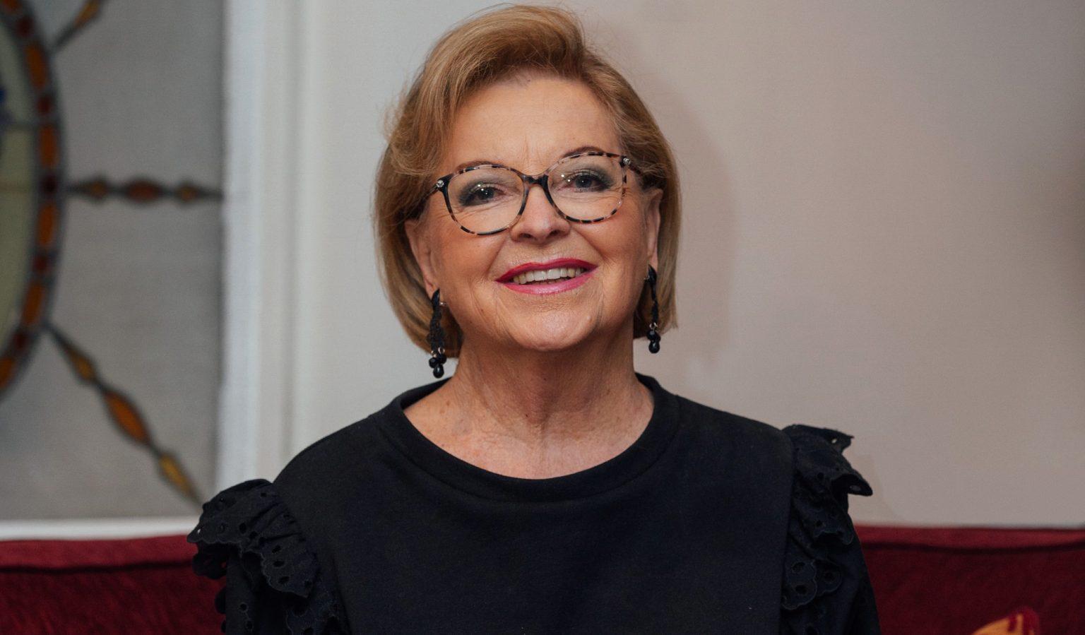 PJEVAČICA IZUZETNIH VOKALNIH SPOSOBNOSTI: Gabi Novak dobitnica priznanja za poseban doprinos ...