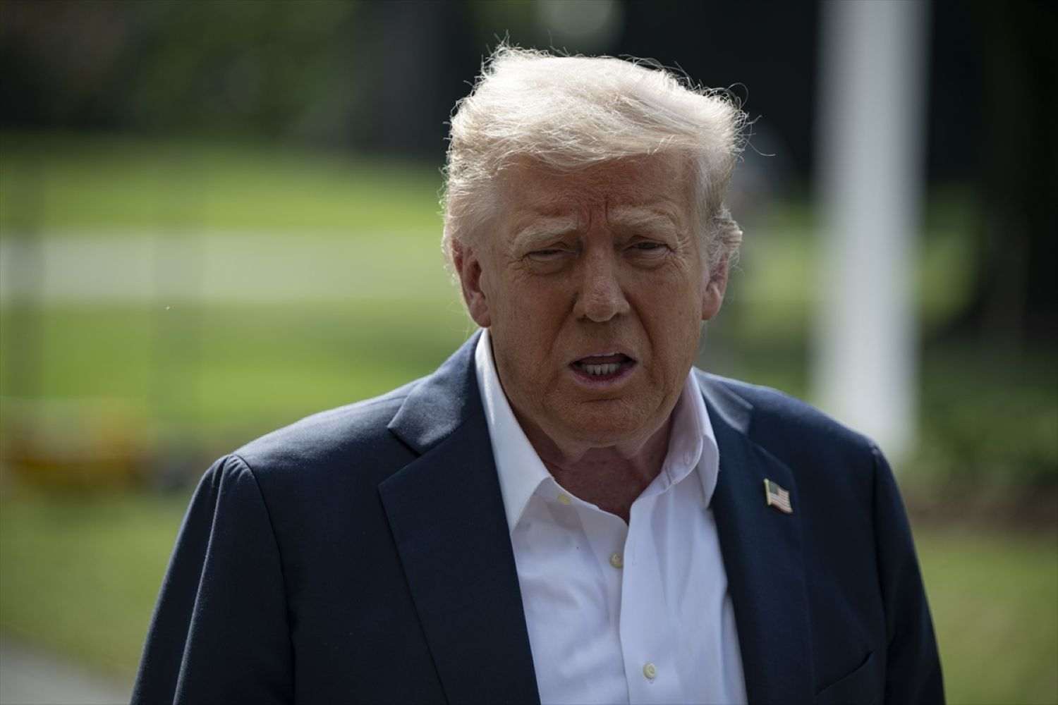 NOVO ZAOŠTRAVANJE POLITIKE: Trump najavio 'trajnu pauzu' migracija iz ...