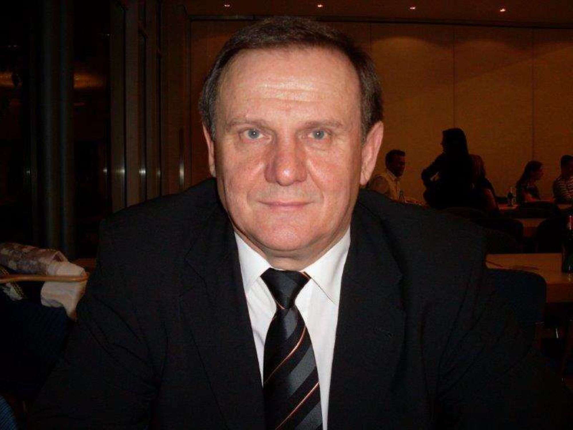 PREPORUČUJEM TI DA SE PREVIŠE NE "OPRAVDAVAŠ": Poznati svećenik vlč ...